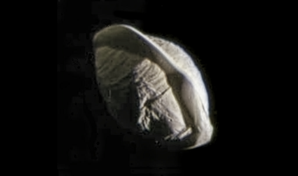 Cassini Returns Stunning New Close-Up Images of Saturn’s ‘Ravioli’ Moon ...
