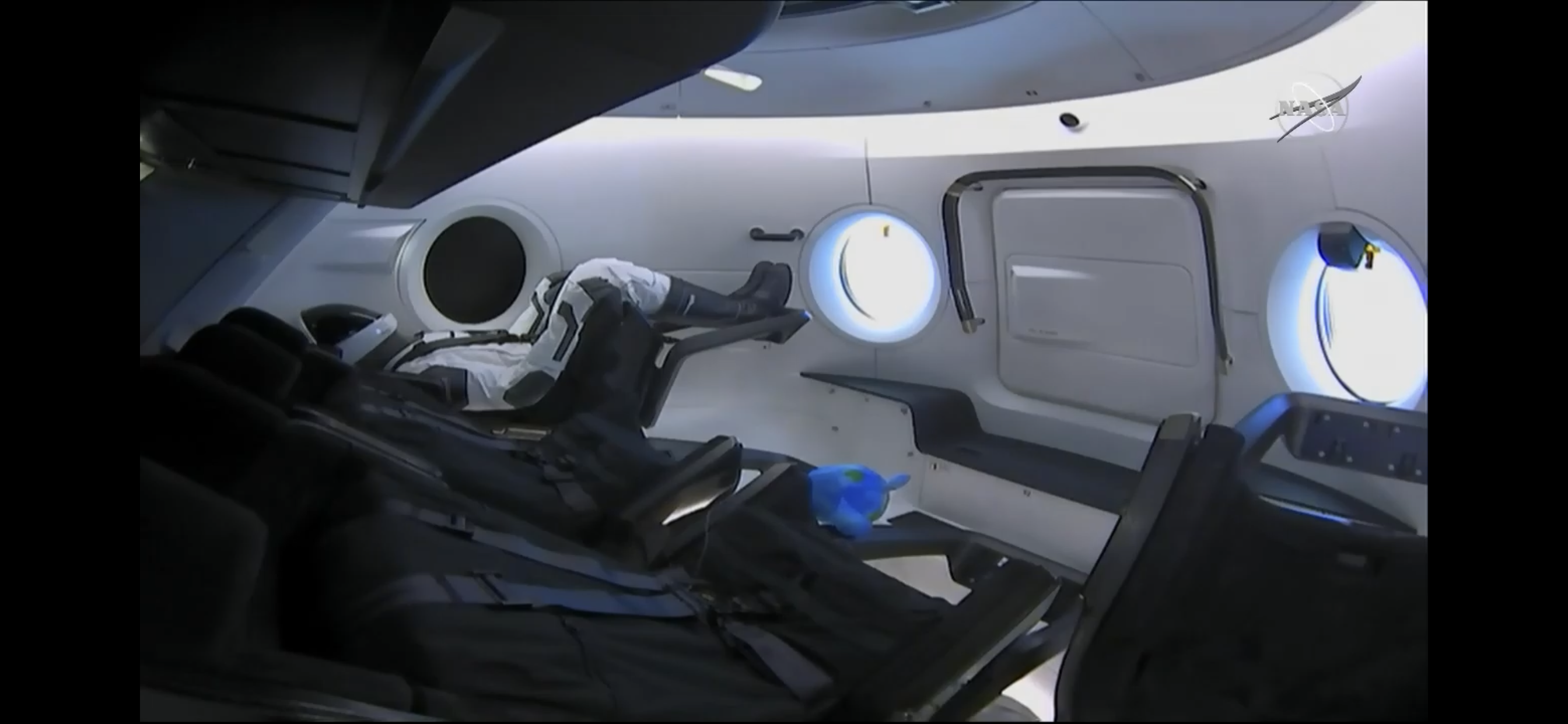 Spacex Dragon Capsule Interior