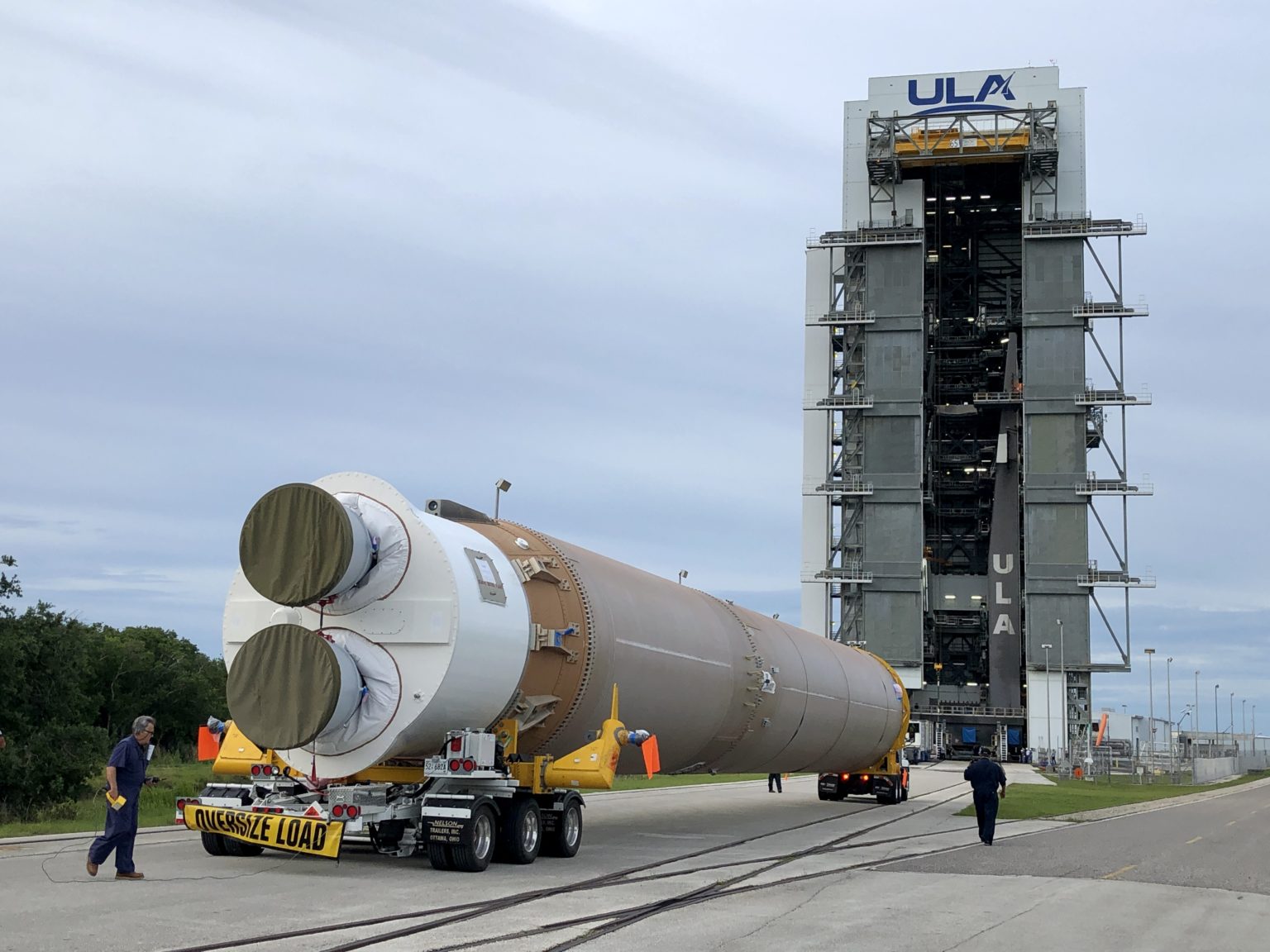 ULA Begins Stacking Atlas V for Boeing’s Starliner OFT-2 Launch, as ...