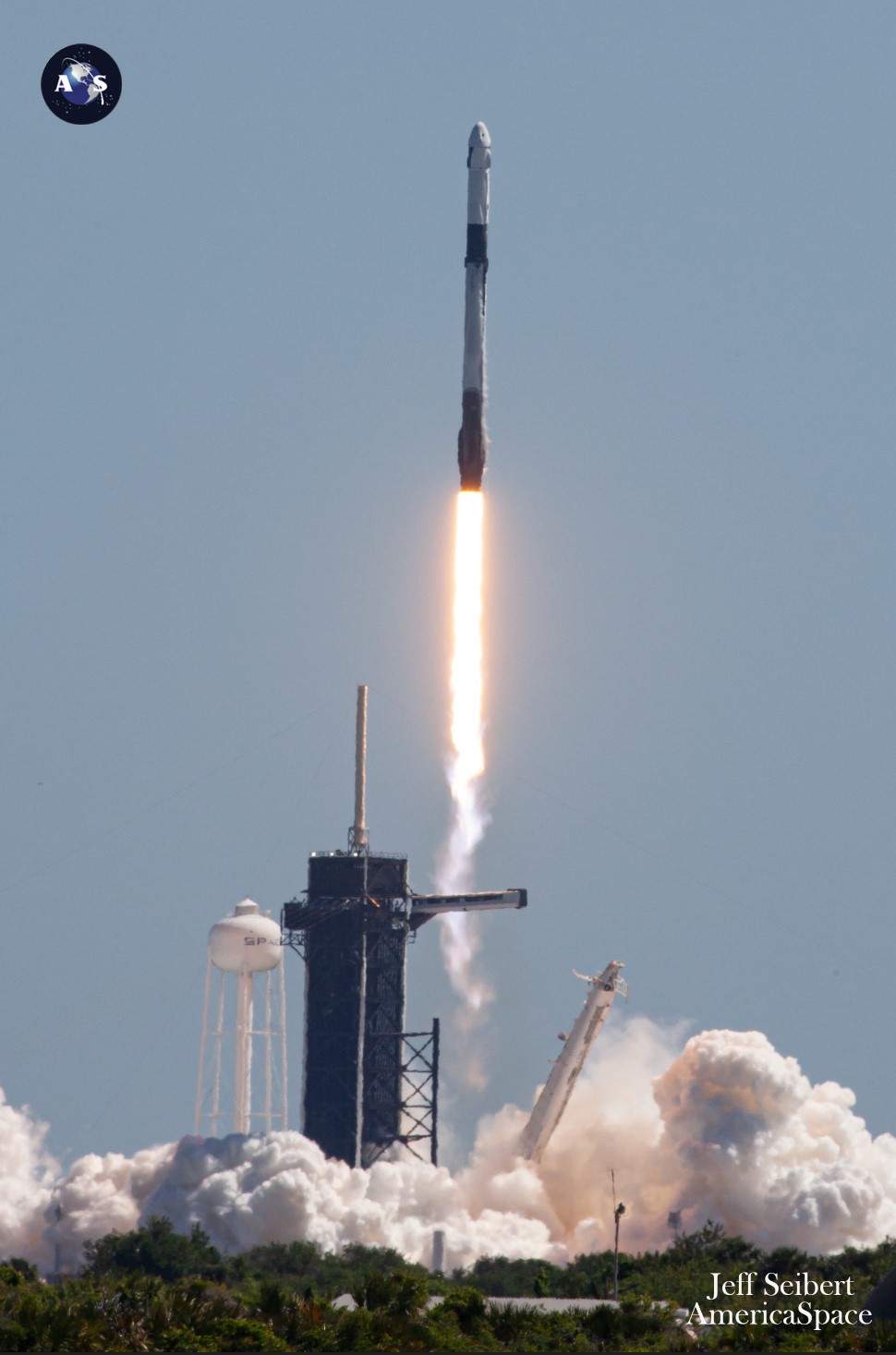 SpaceX Launches First 22x-Flown Booster, Successfully Lands Offshore ...