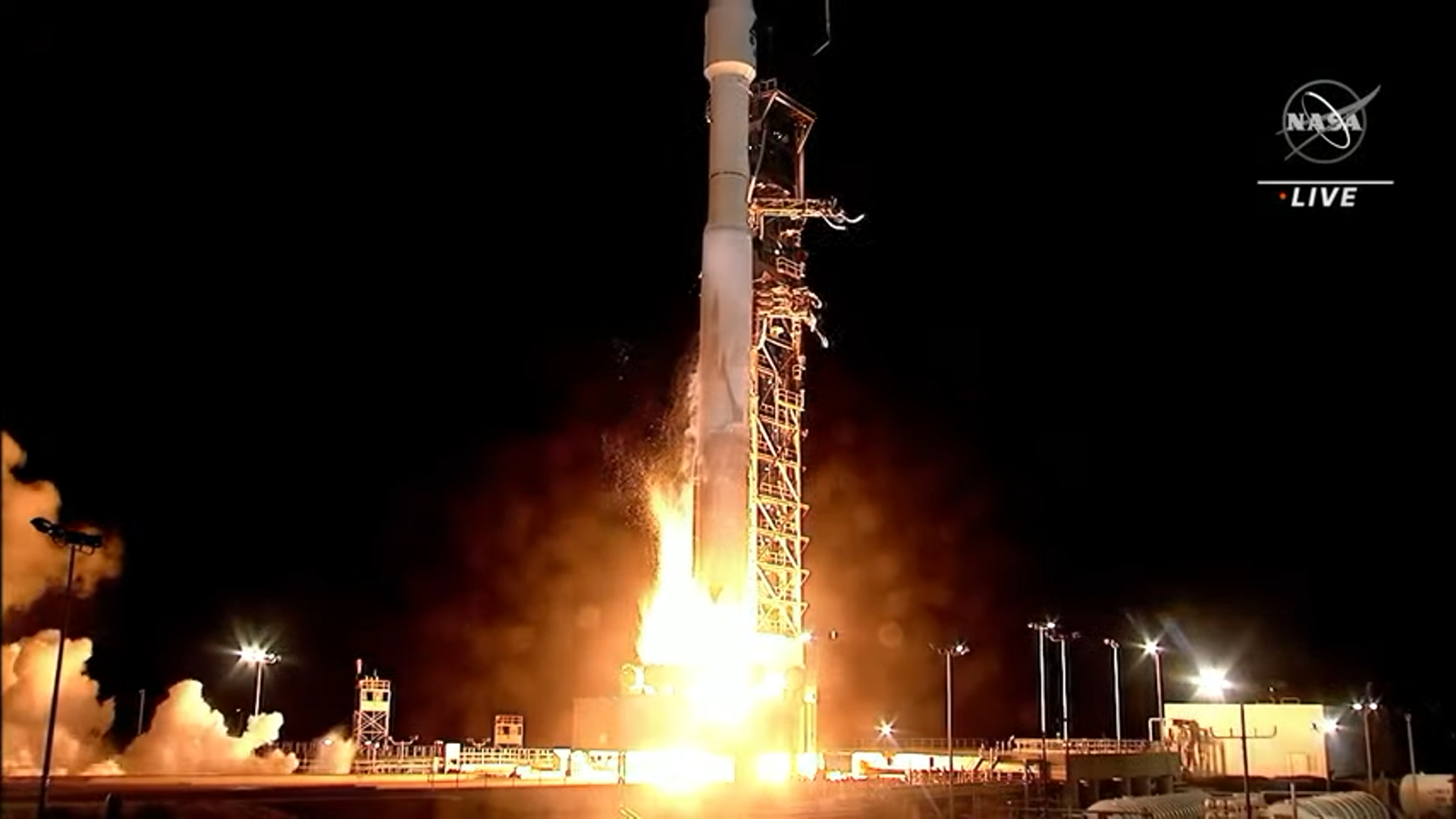 Mighty Atlas V Launches JPSS-2 Weather-Watcher, NASA Re-Entry ...