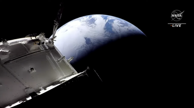 Artemis I Mission Ends, Successfully Trials Human-Capable Vehicle in ...