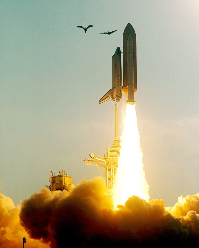 “Why I Wasn’t Devastated”: Remembering the Shuttle’s Last Visit to Mir ...
