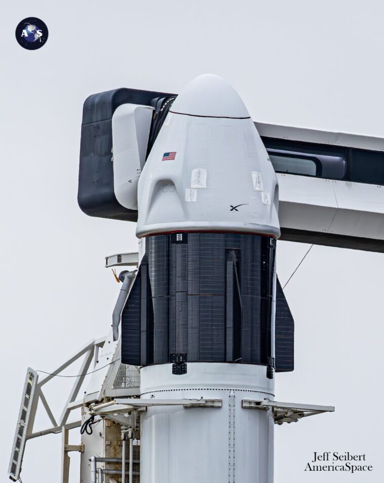 Dragon Freedom Splashes Down, Wraps Up Ax-3 Mission to House Station ...