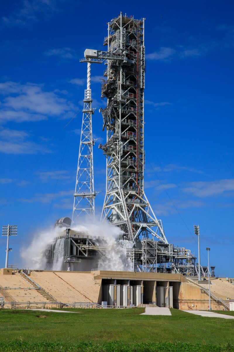 NASA Tests Mobile Launcher’s Slidewire Baskets - AmericaSpace