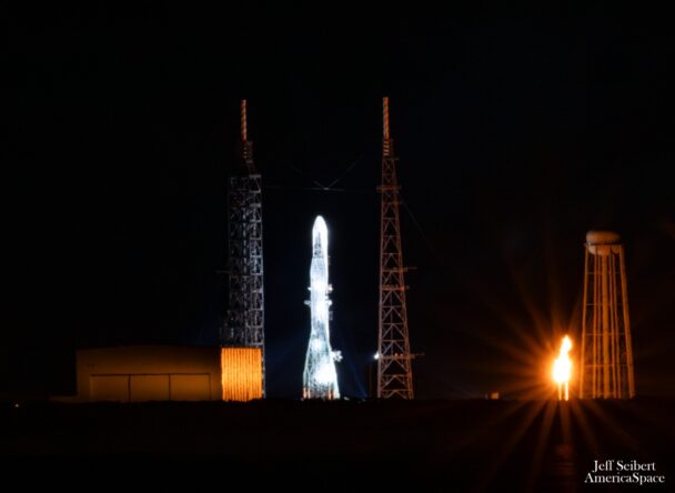 After 25 Years of Work, Blue Origin Stands Ready for New Glenn Debut ...